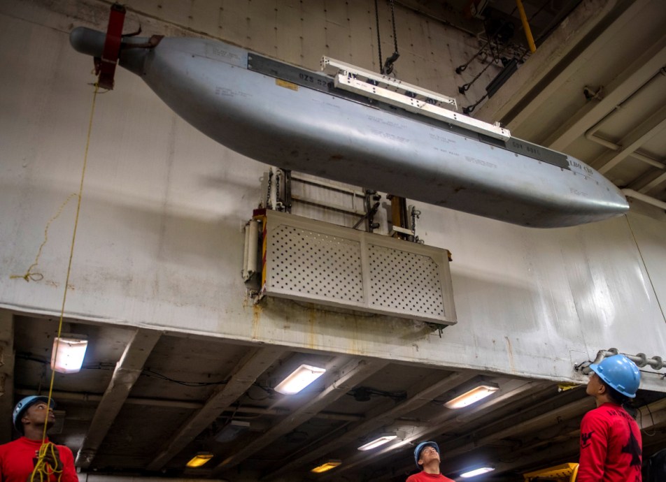 EA-18G Growlers Carrying Mixed Load Of Old And New Jamming Pods Are ...