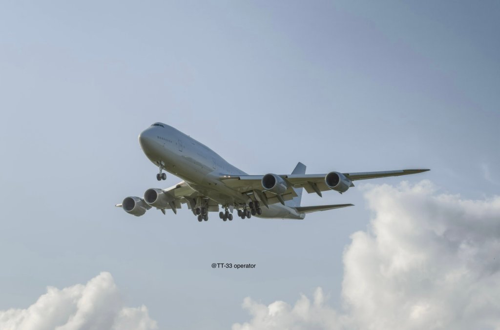 New VC-25B Air Force One "Bridge" Aircraft Now Fully Modified And ...