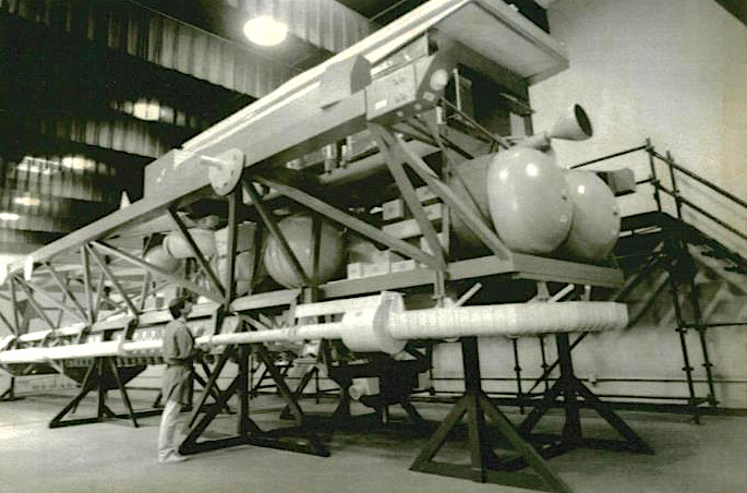 Budget Docs Show Pentagon Aims To Loft Particle Beam Anti-Missile ...