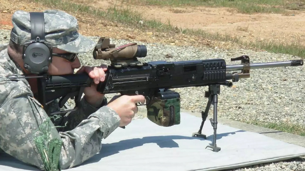 This Gun Paired With New 6.8mm Ammunition Could Be The Army's Next ...