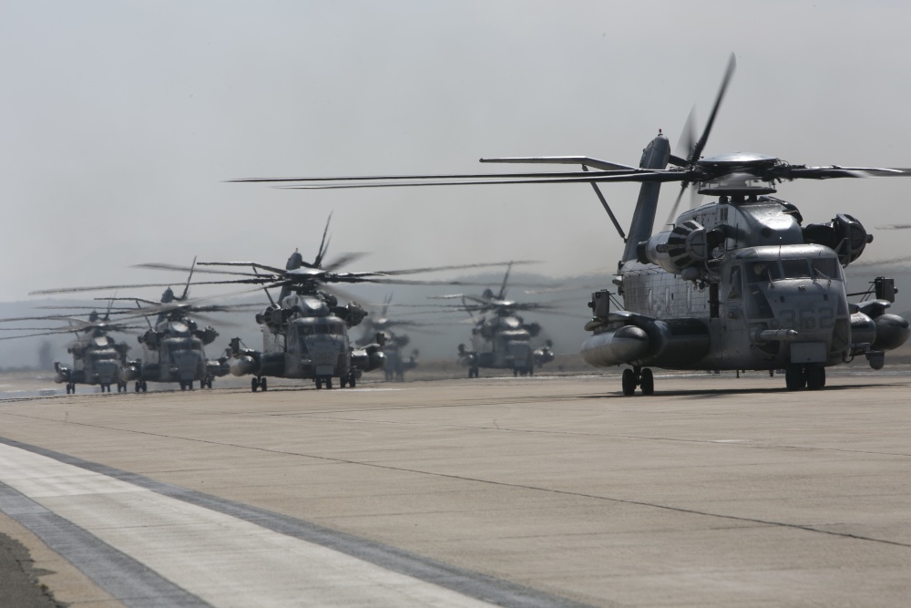 You Have To See These Pics Of Marine MV-22s And CH-53s Executing A ...