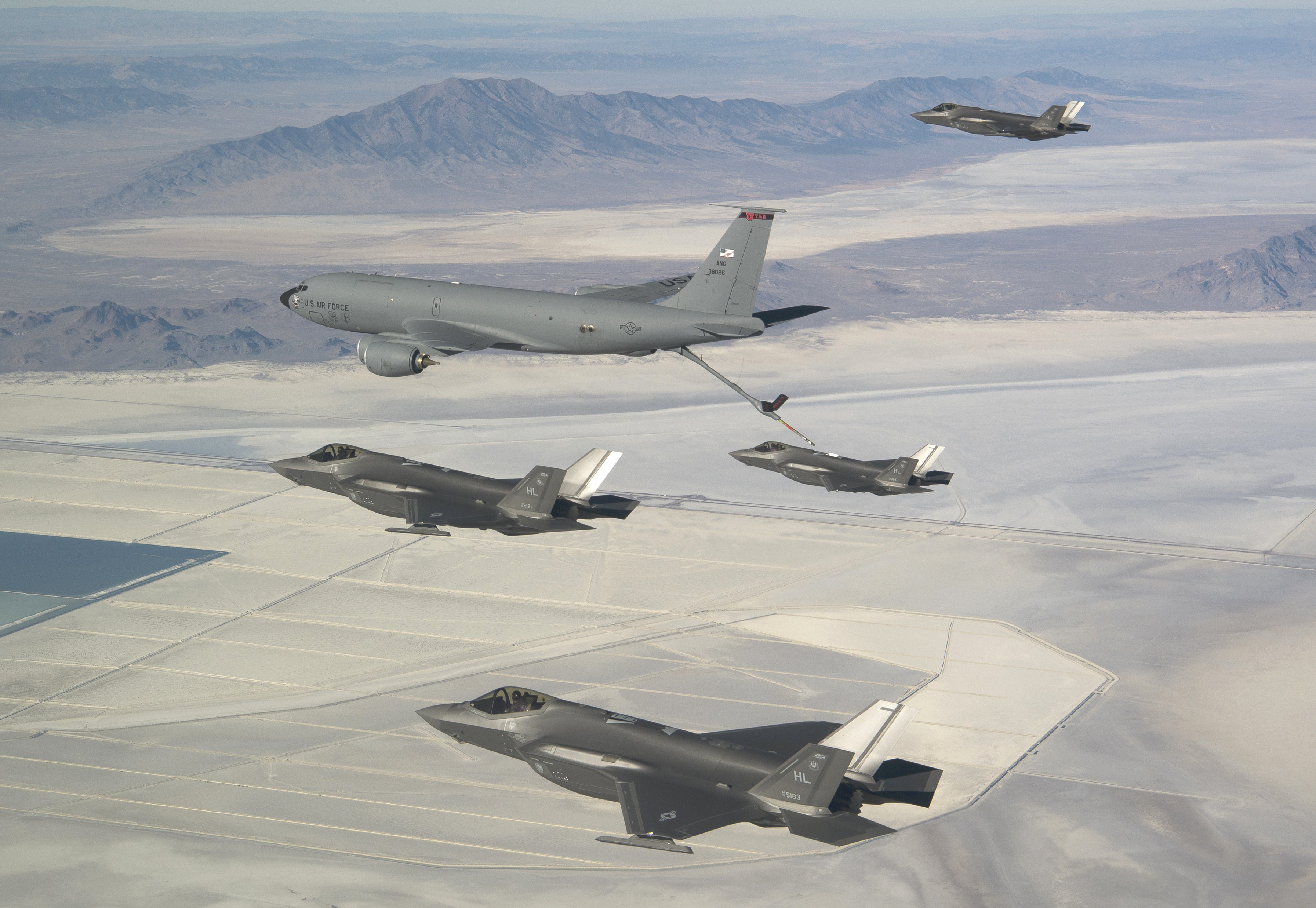 Lockheed Eyes Giving F-35s More Gas With Drop Tanks And That's A Very ...