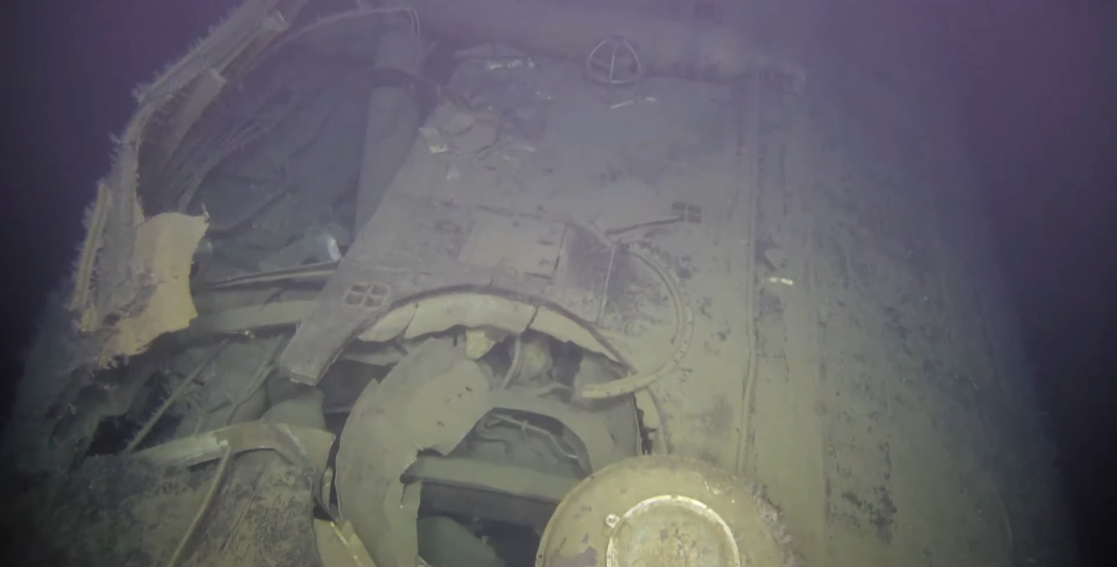 The Wreck Of This Sunken One-Of-A-Kind Soviet Nuclear Sub Is Leaking ...