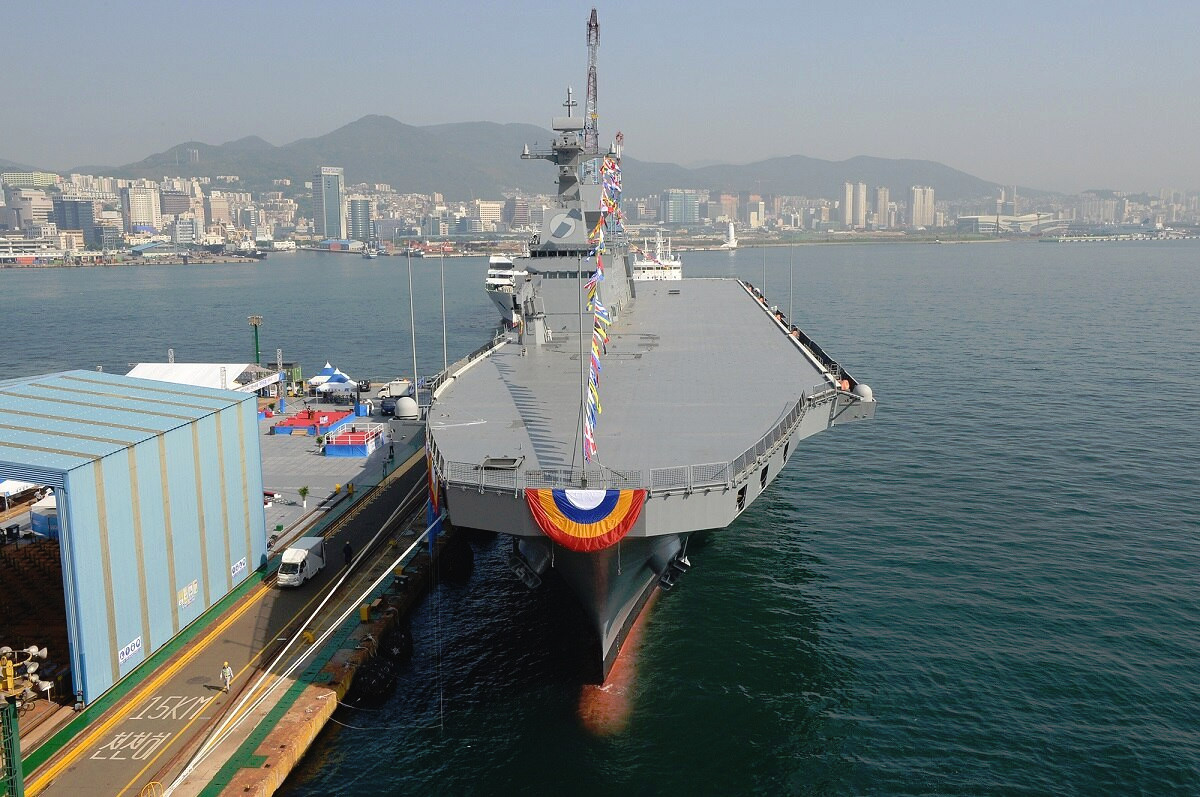 South Korea Kicks Off Development Of A New Amphibious Ship Designed To ...