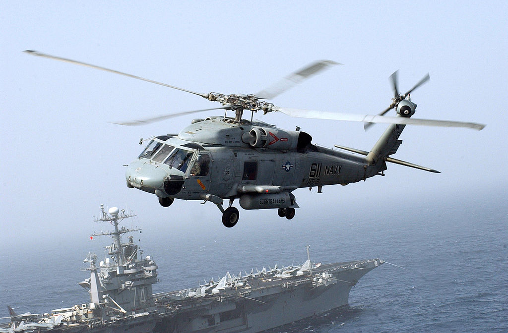 Veteran Navy Pilot Shares 10 Interesting Things About Flying Seahawk ...