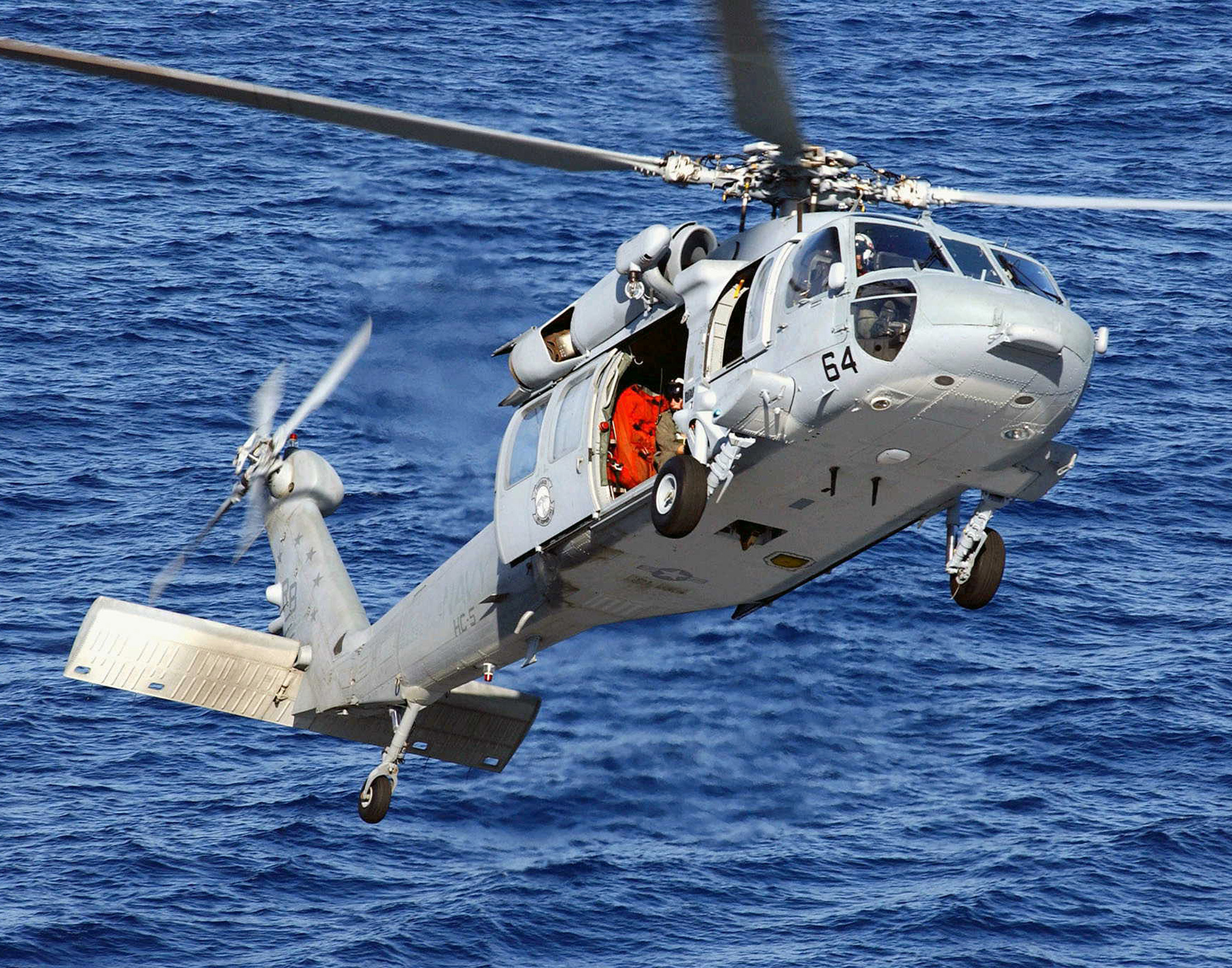 Veteran Navy Pilot Shares 10 Interesting Things About Flying Seahawk ...