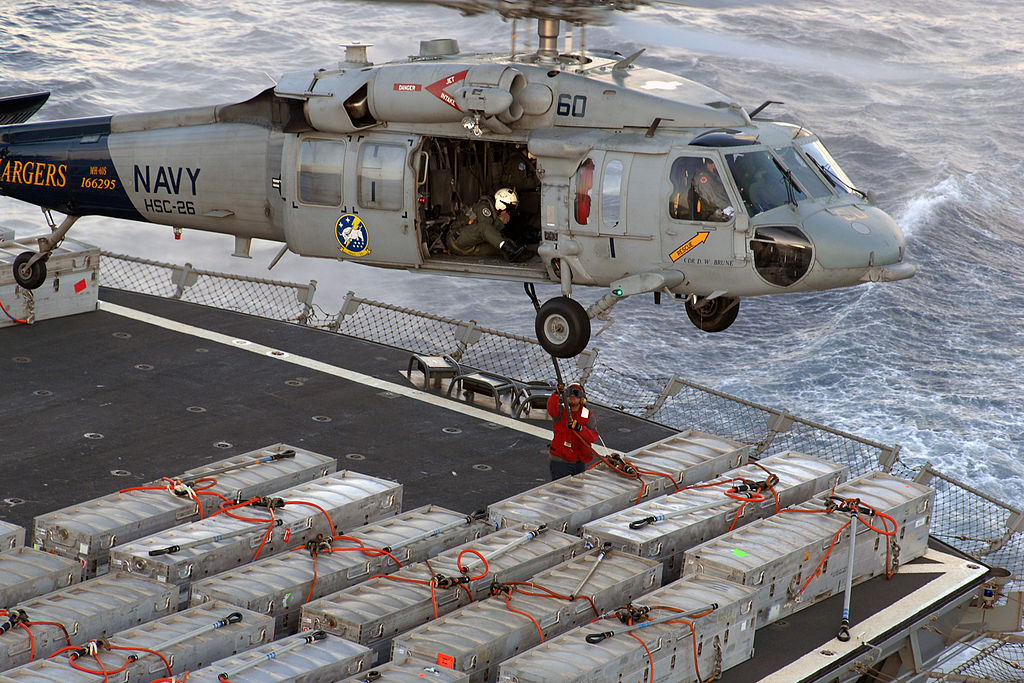 Veteran Navy Pilot Shares 10 Interesting Things About Flying Seahawk ...