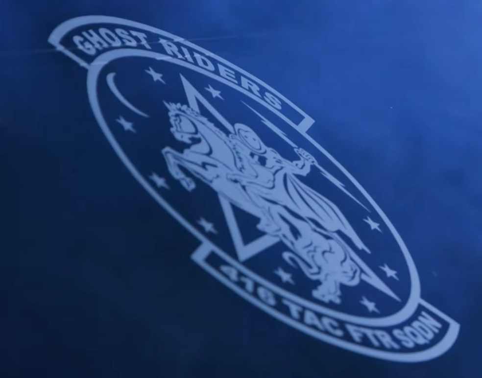 Stunning Video And Photos Of Skunk Works Preparing An F-117 For The ...