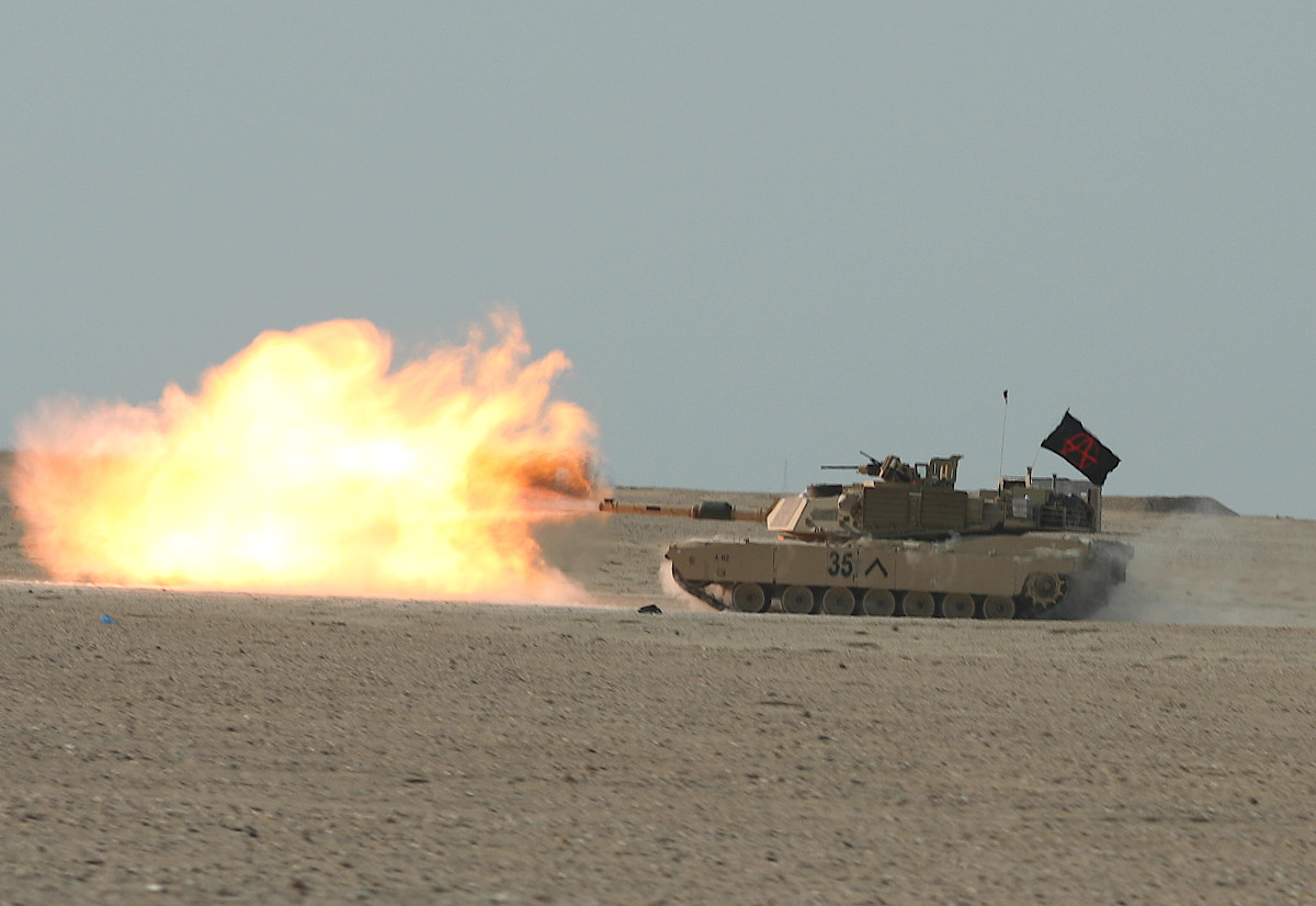 The Crew Of This Army National Guard M1 Abrams Tank Flies An Anarchist ...