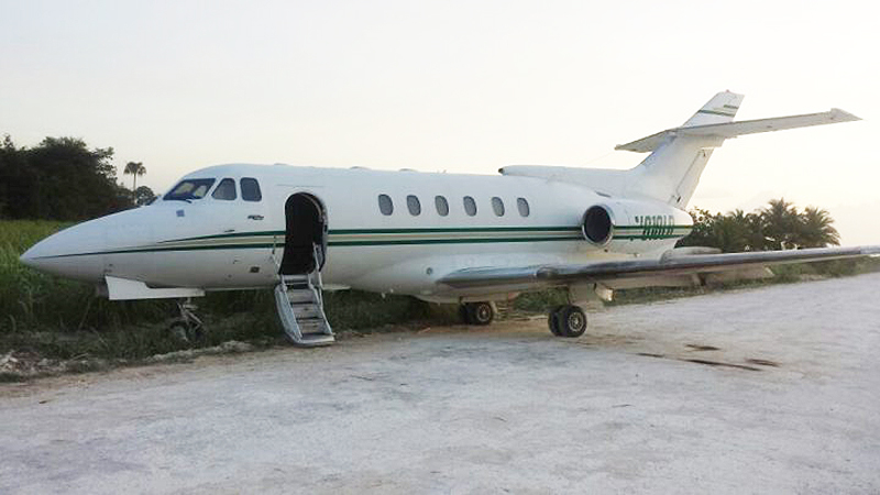 Gutsy Guatemalan Air Force Pilot Deserves A Raise For Flying Out This ...