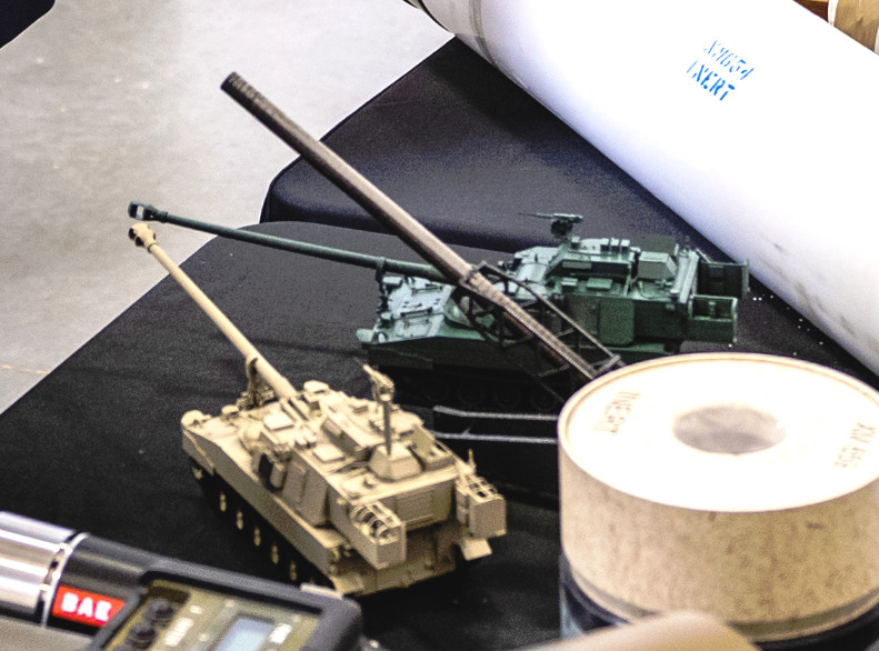 Photos Surface Of The Army's Crazy 1,000 Mile Range Supergun Concept ...