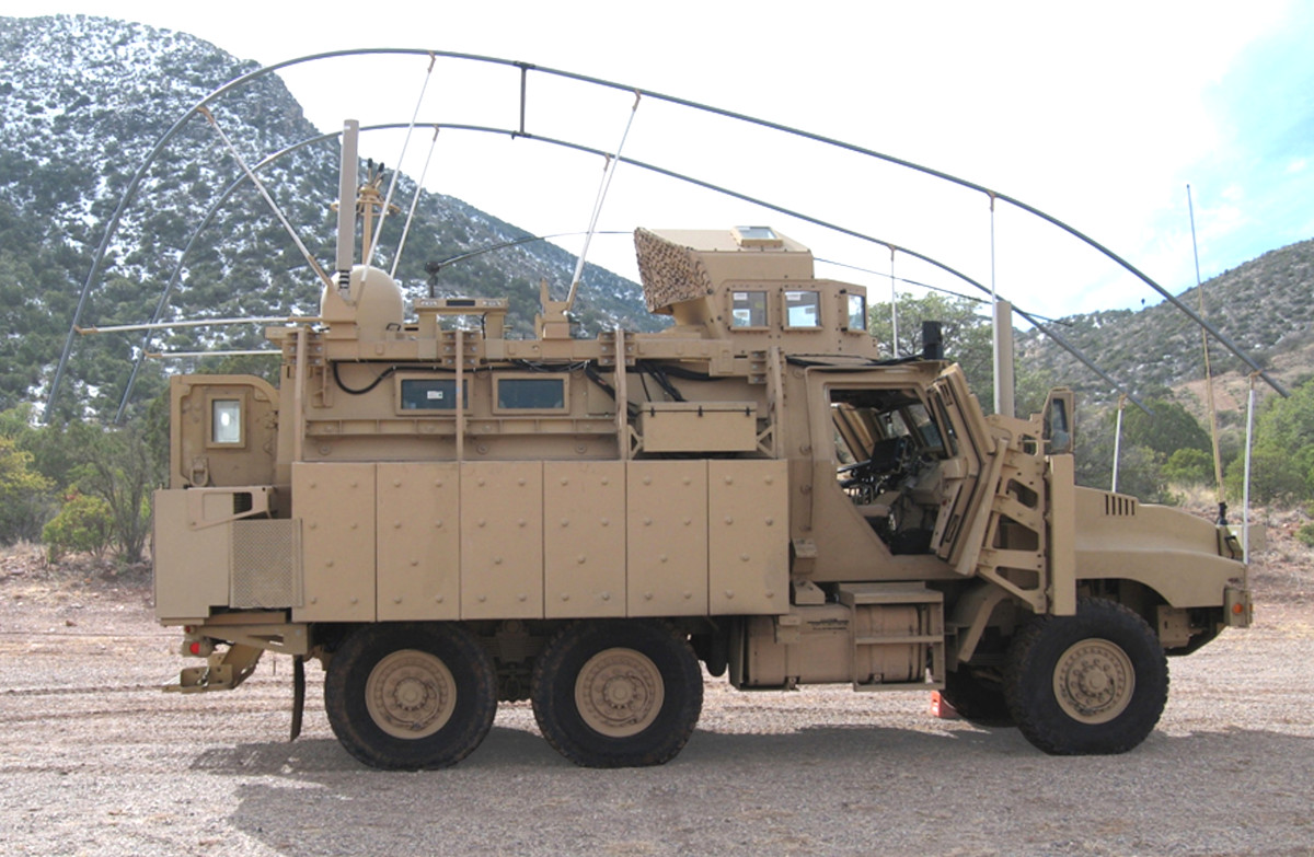 One Example From The Army's Tiny Fleet Of Stretch Limo-Like Humvees Is ...