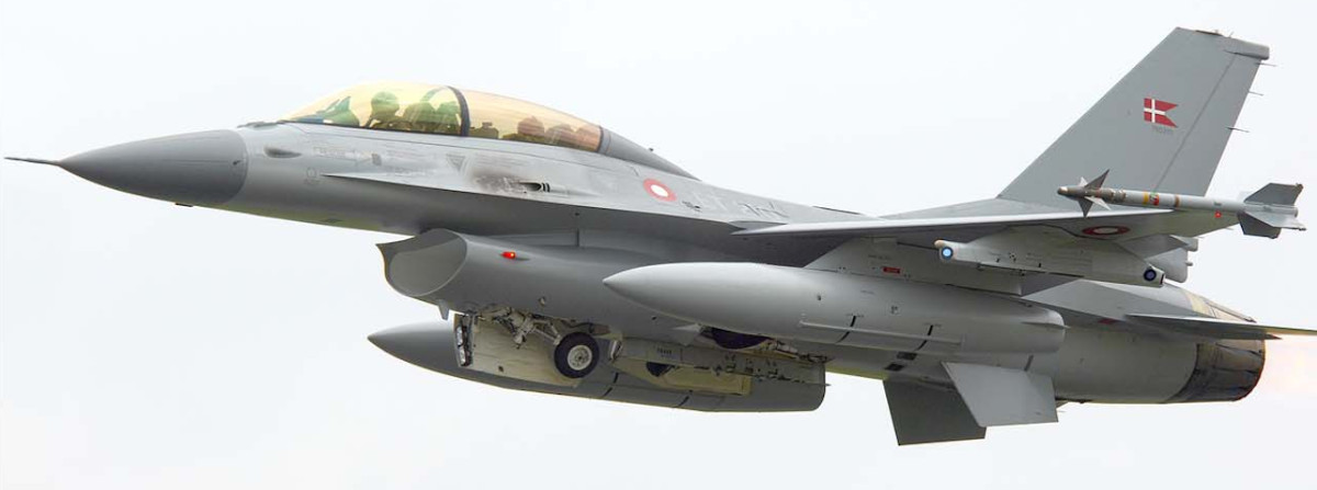 Air Force F-16s Are Getting Pylons With Built-In Missile Warning ...