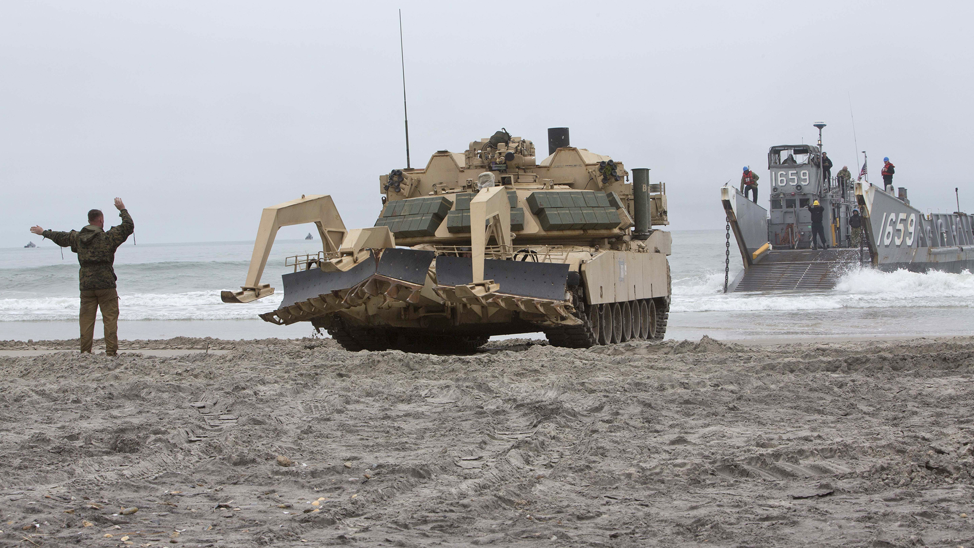 The Marines' Most Wicked Looking Armored Vehicle Looks Even Scarier ...