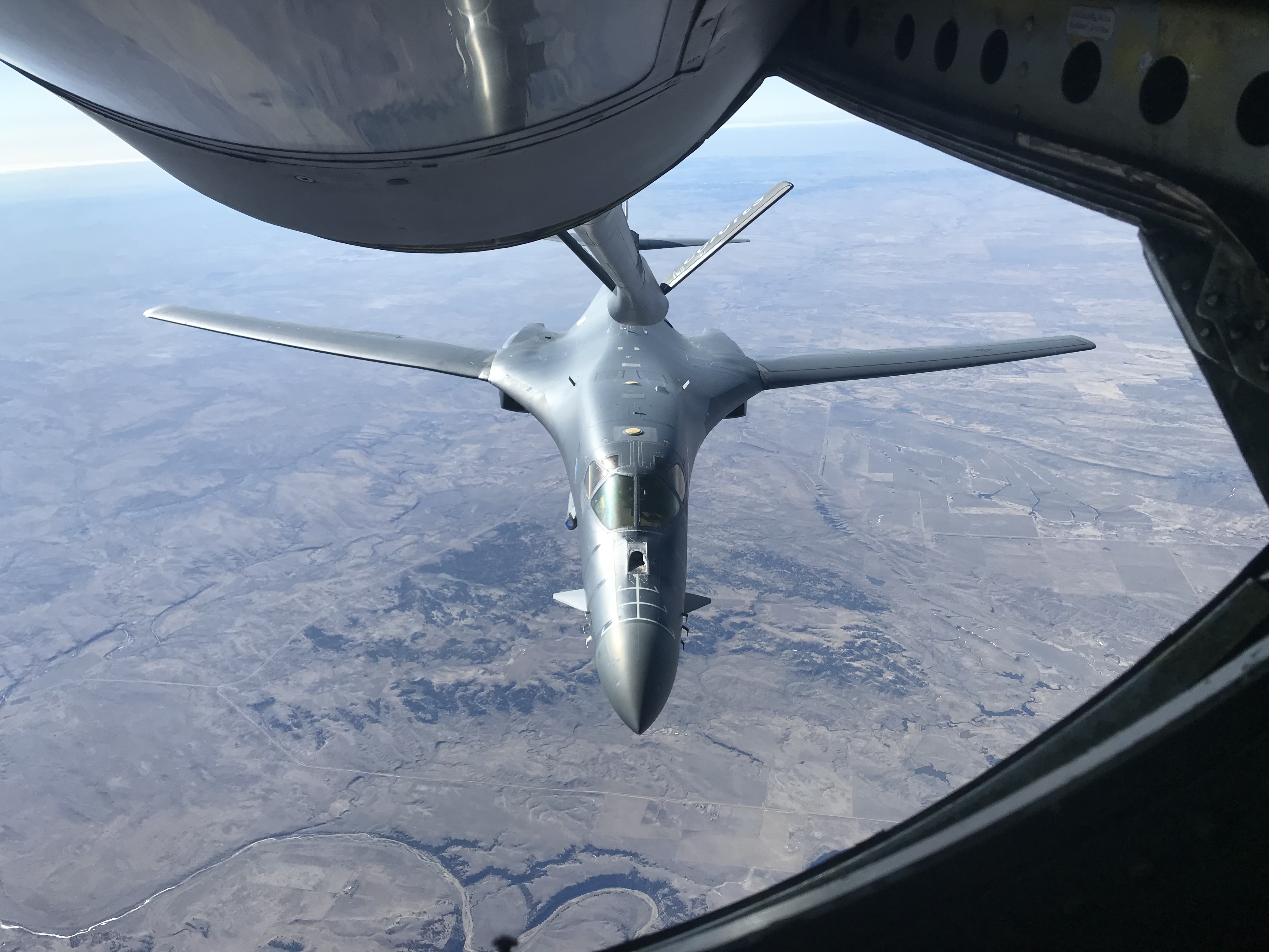 Tanker Boom Operator Photographs Rare And Glorious Formation Of Four B ...