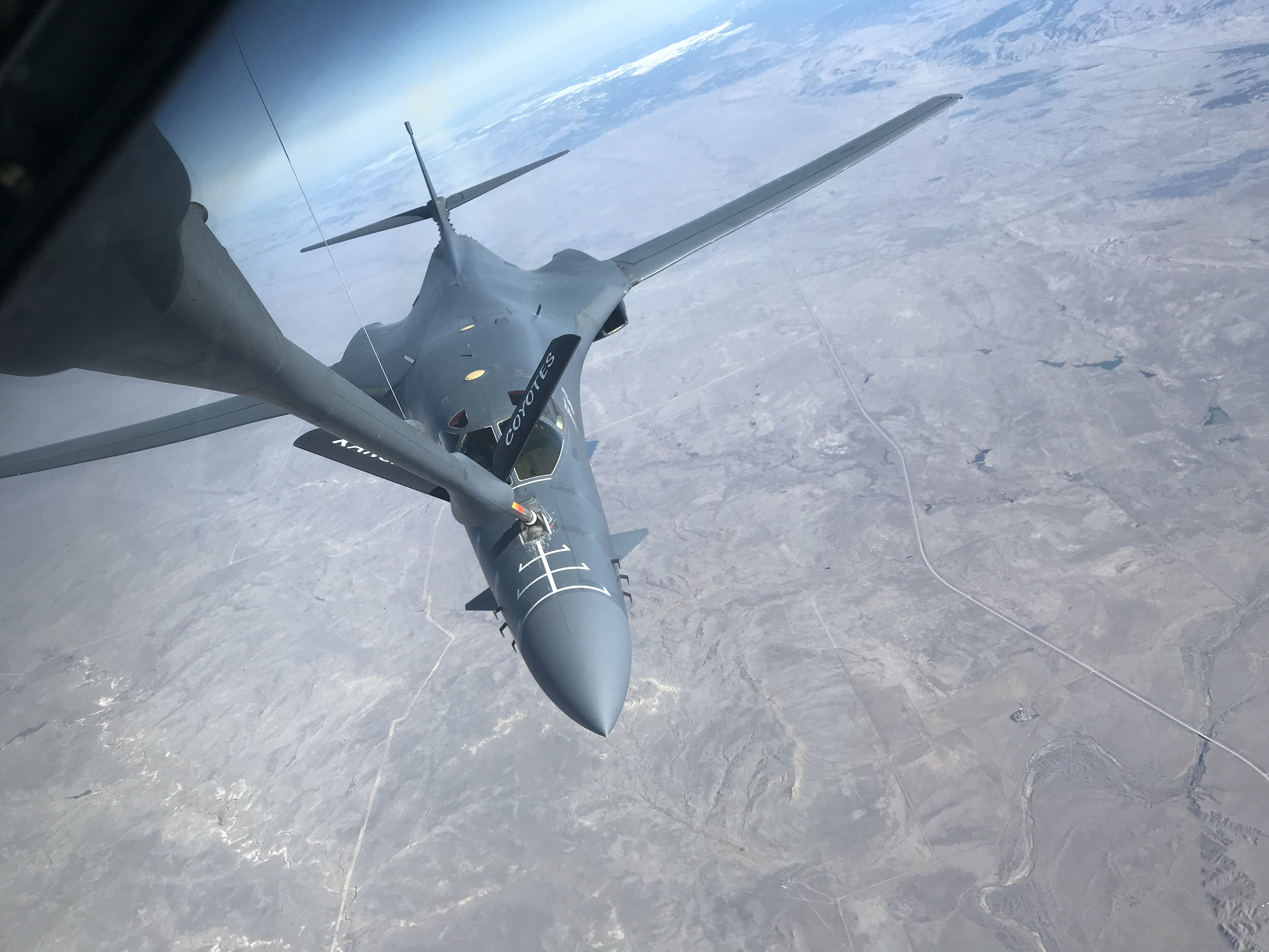 Tanker Boom Operator Photographs Rare And Glorious Formation Of Four B ...