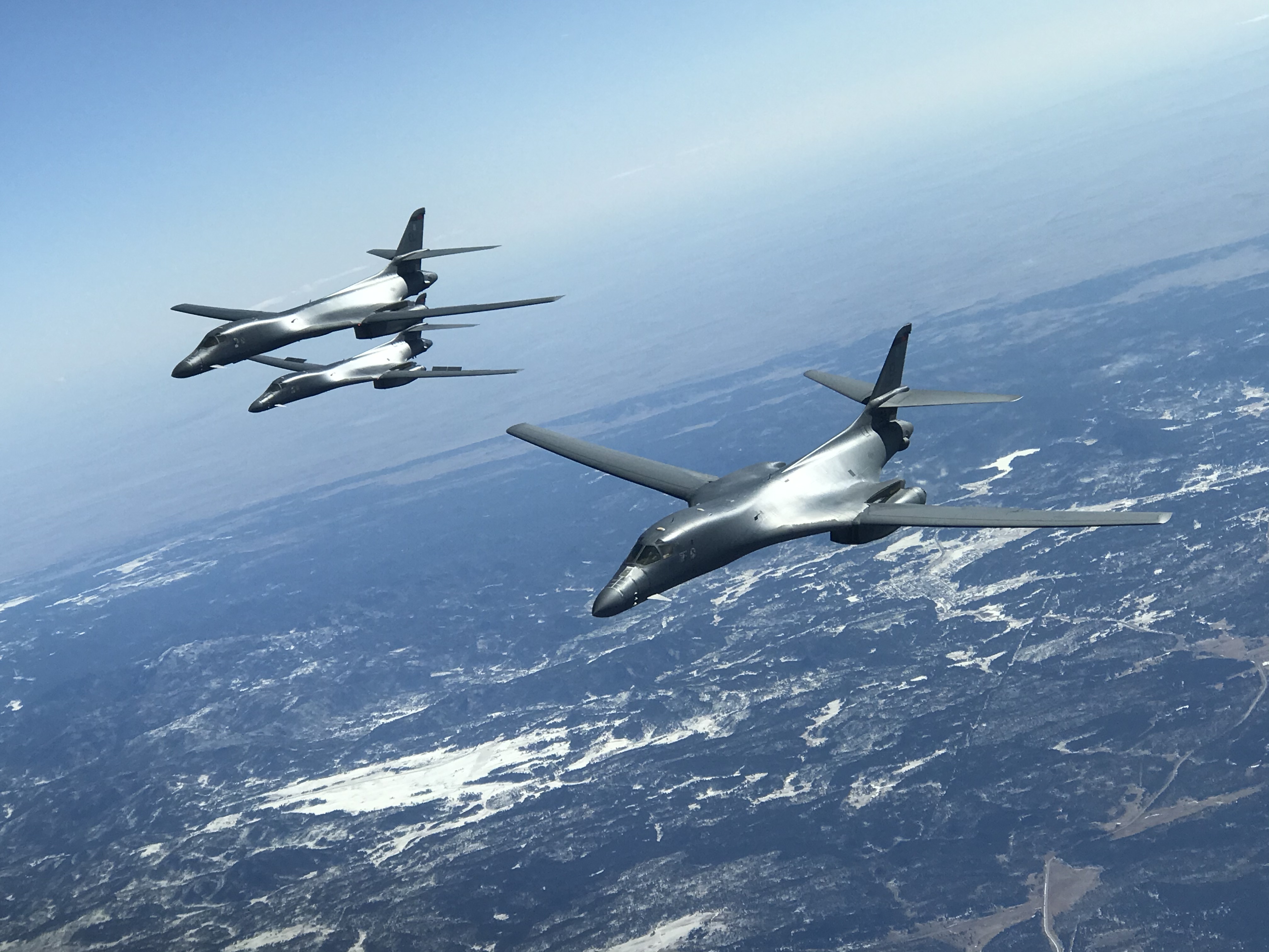 Tanker Boom Operator Photographs Rare And Glorious Formation Of Four B ...