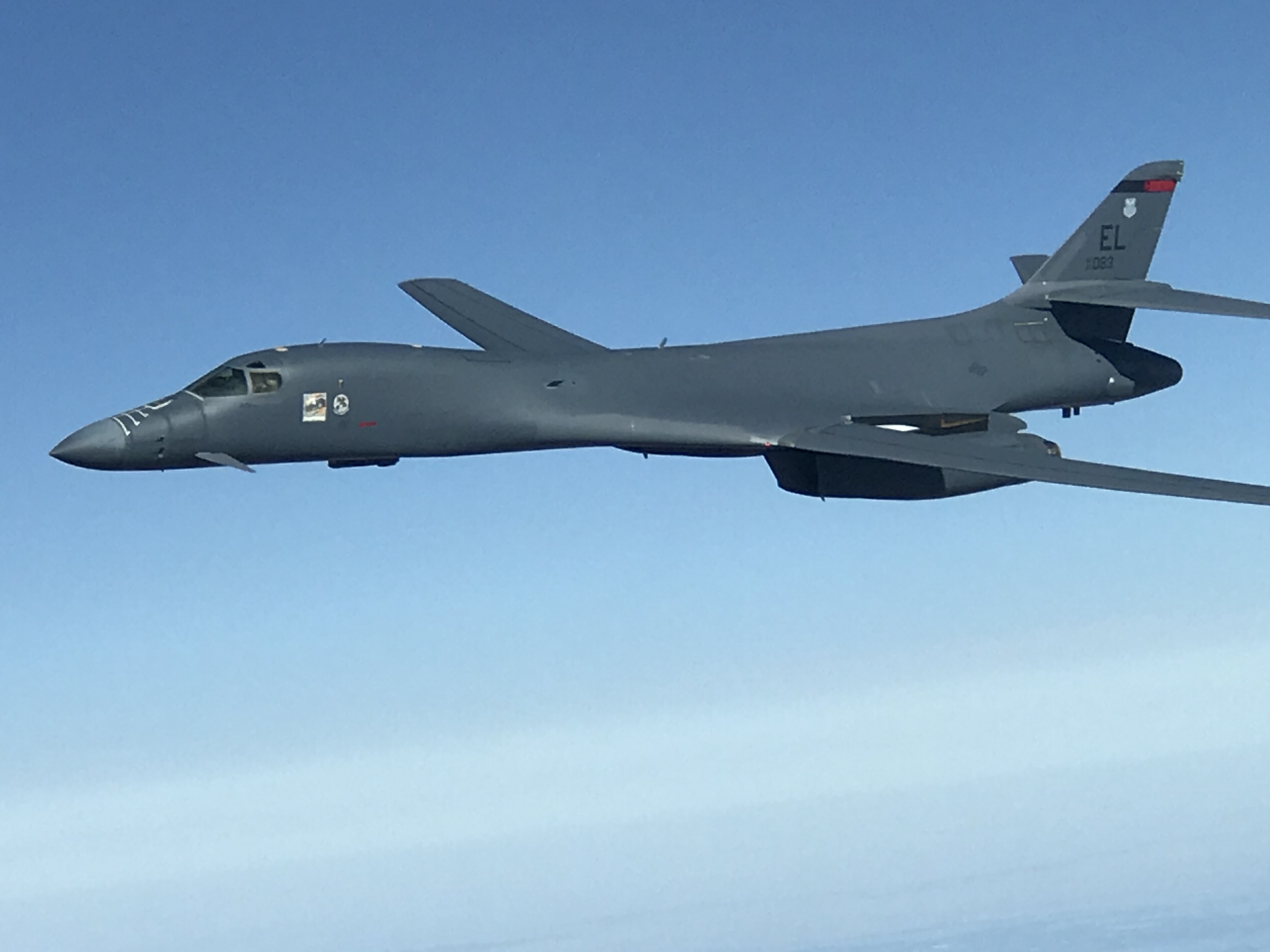 Tanker Boom Operator Photographs Rare And Glorious Formation Of Four B ...