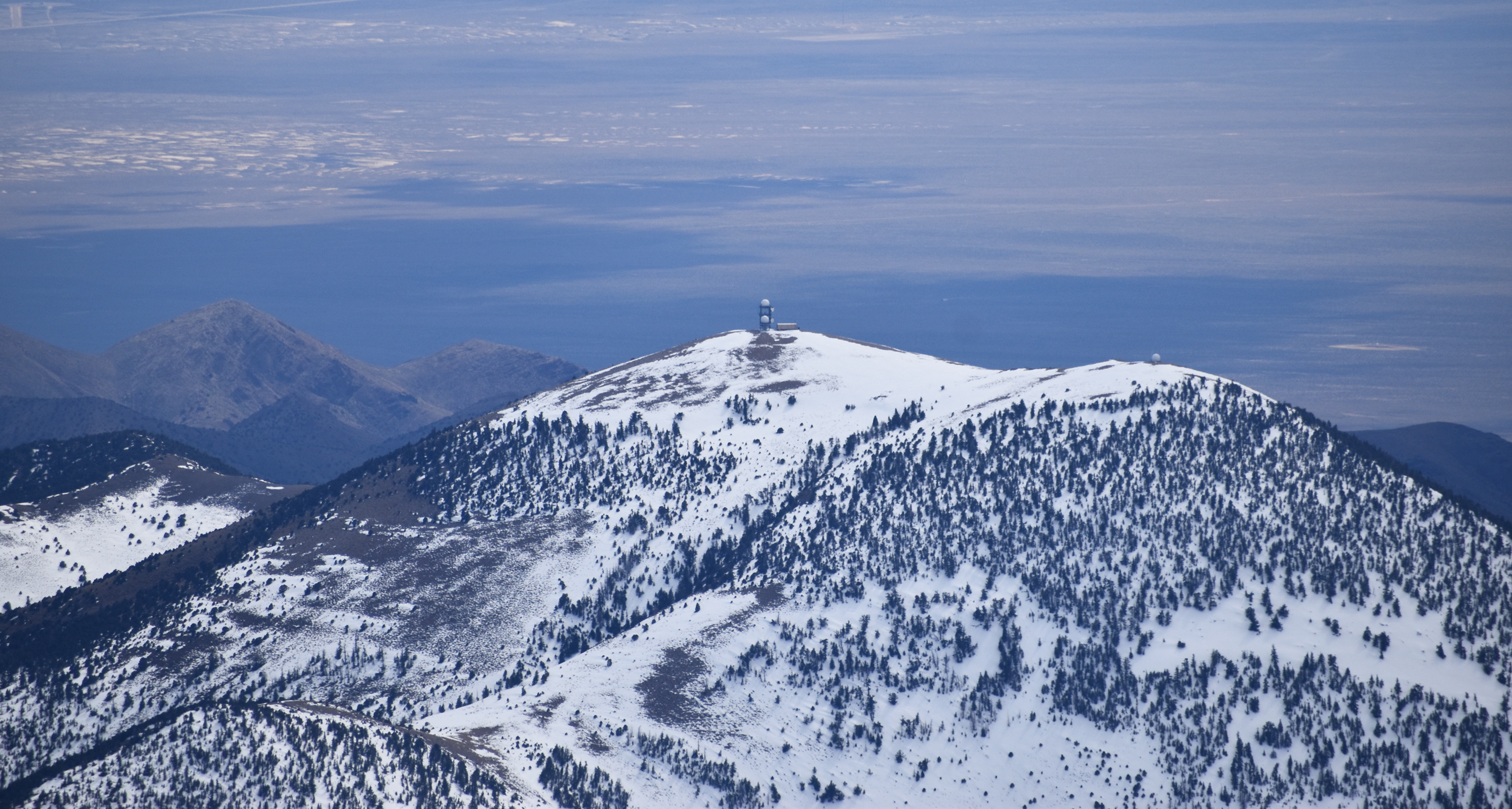 Pilot Takes Amazing Images Of Area 51 And Tonopah Air Base While ...