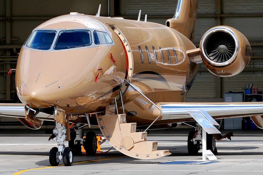 Here's What It Really Costs To Own Or Charter A Private Jet