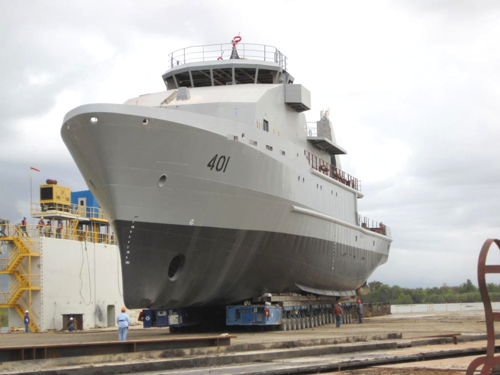 Navy Wants To Buy 30 New Light Amphibious Warships To Support Radical ...