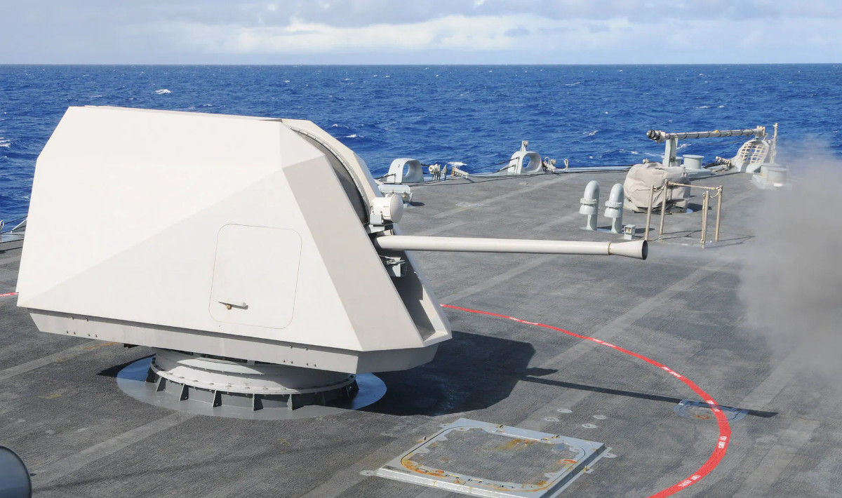Navy's Stealthy Zumwalt Destroyer Has Finally Fired Its 30mm Guns For ...