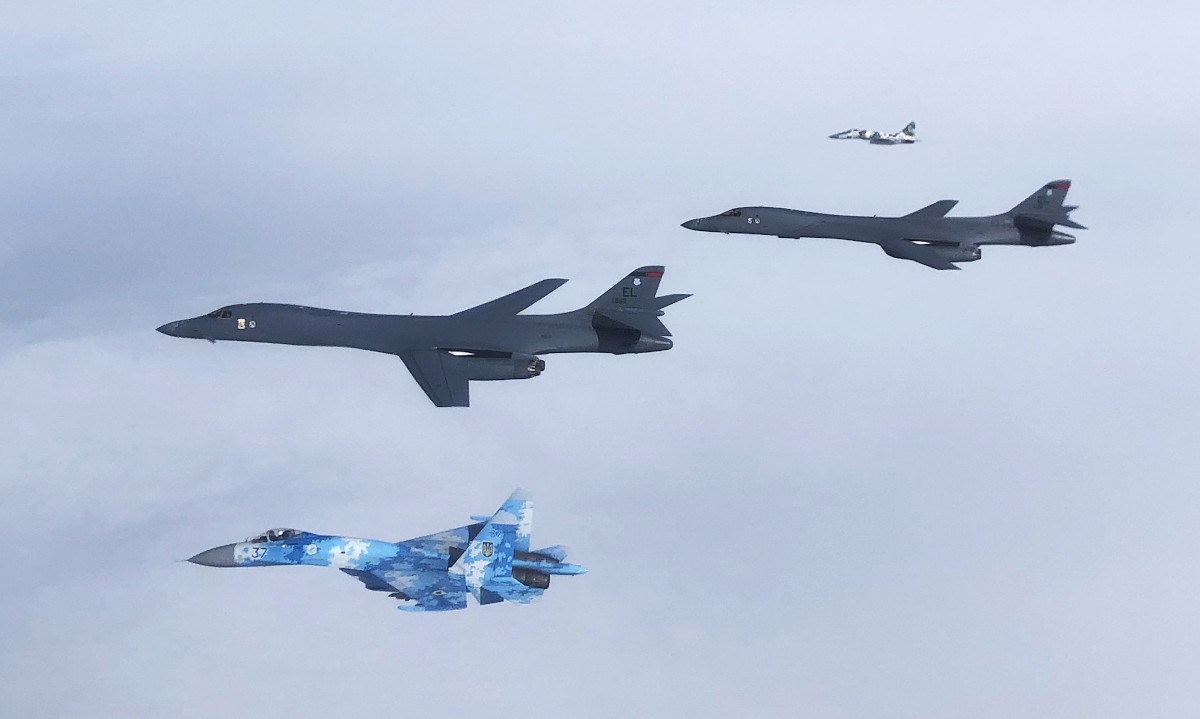 Air Force Reveals B-1Bs Were Practicing Decapitating Russia's Black Sea ...