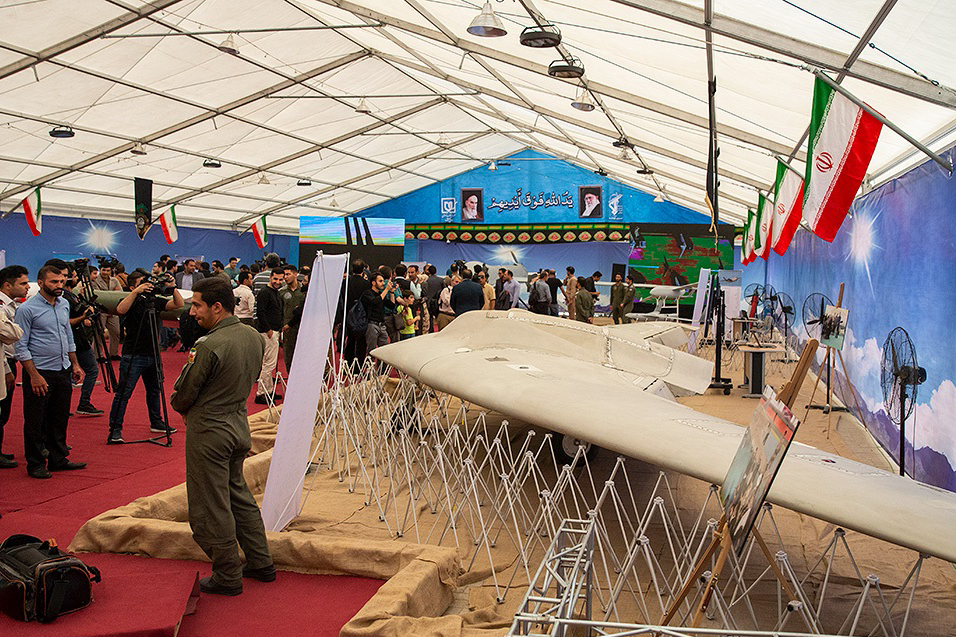 Satellite Image Of RQ-170 Taxiing By MQ-9 Gives Best Size Estimate Yet ...