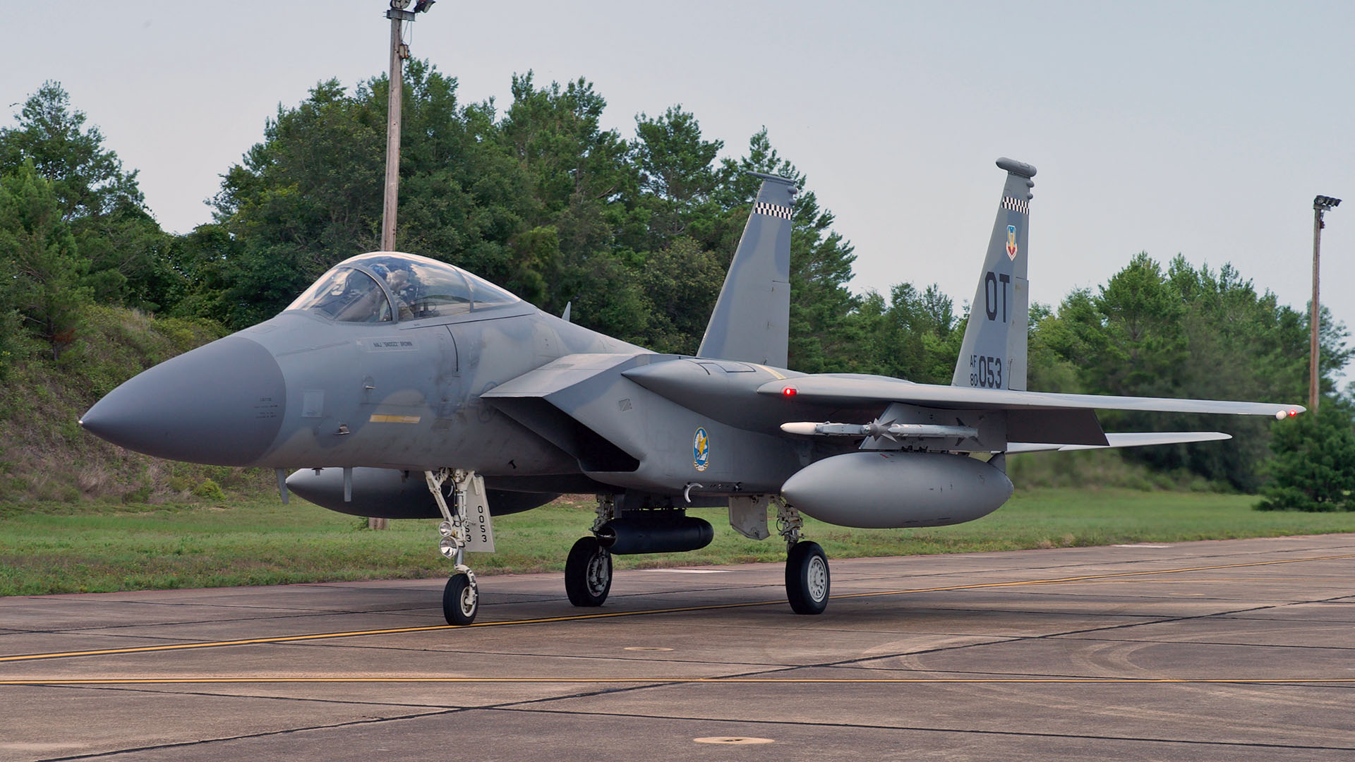 F-15 Uses New Infrared Search And Track Pod To Shoot Down Target With ...