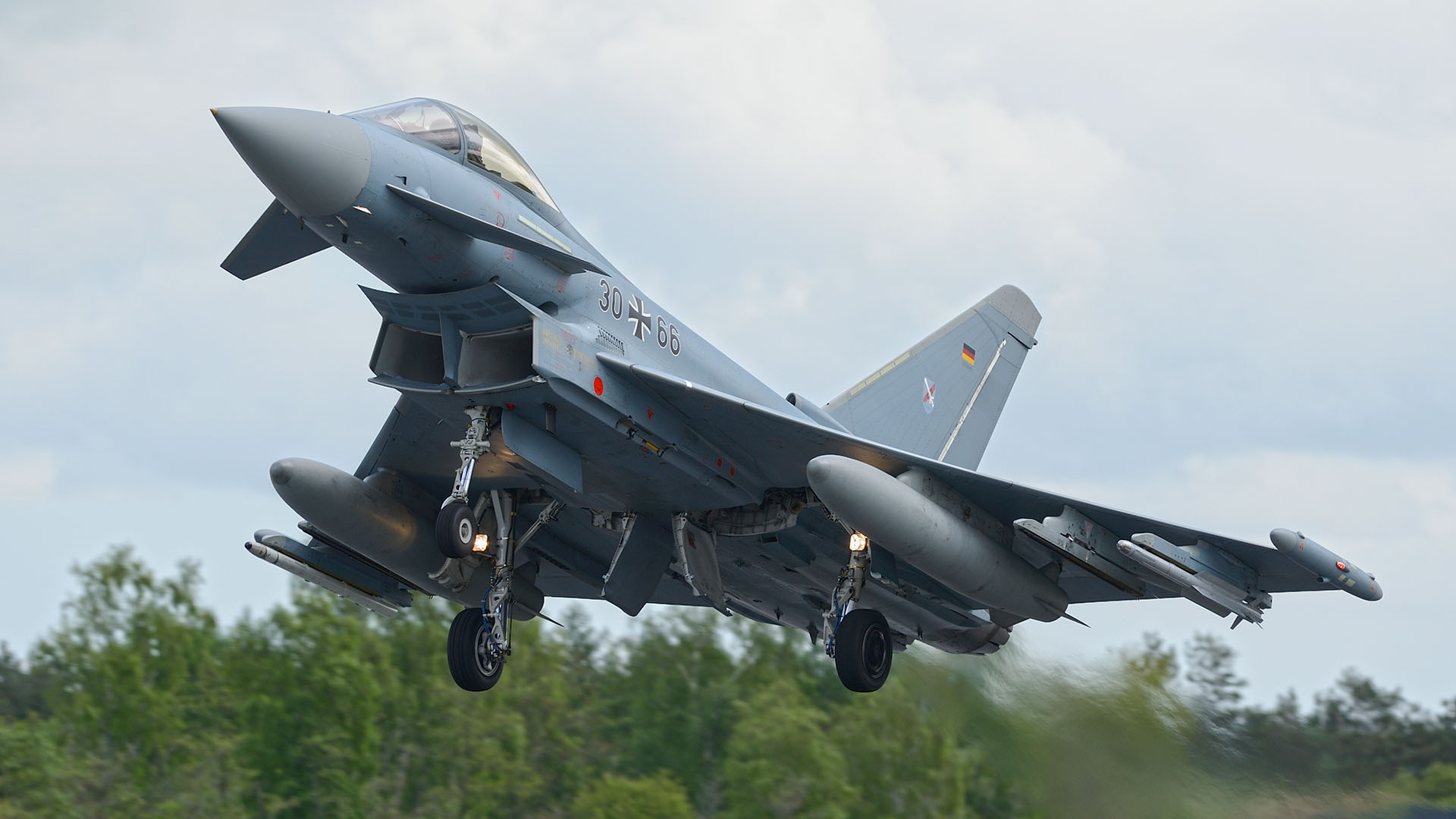 Eurofighter's New Radar Is Nearly Ready But Royal Air Force Wants An ...