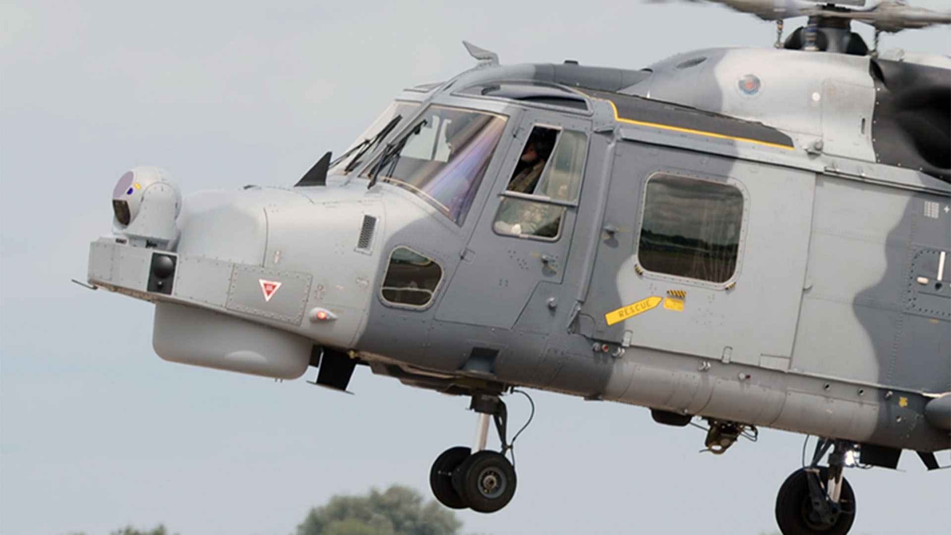 Dramatic Photos Emerge Online Showing What A Chinook Looks Like After A ...