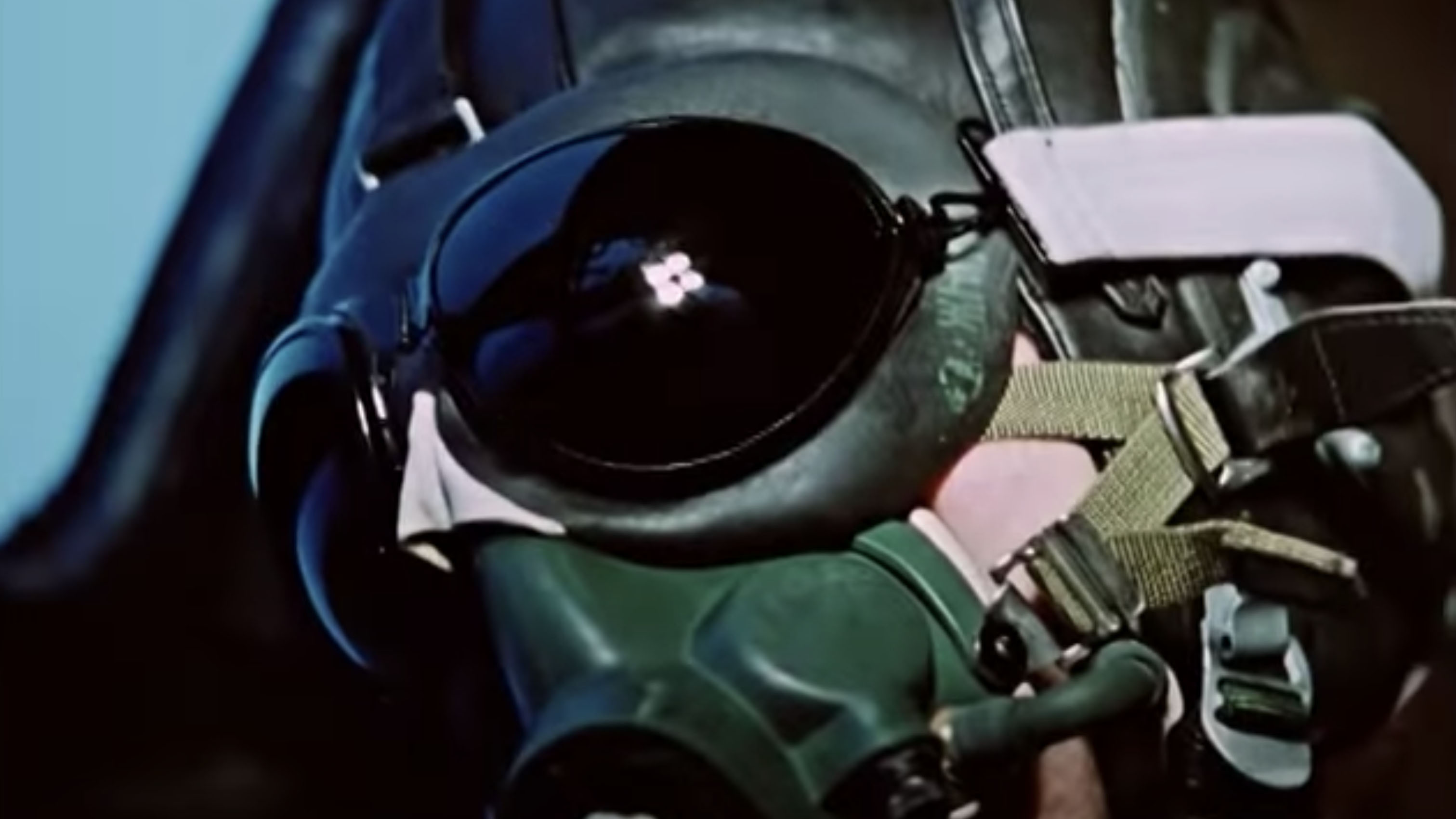 Russia Releases “Tsar Bomba” Test Footage Of The Most Powerful Nuclear ...