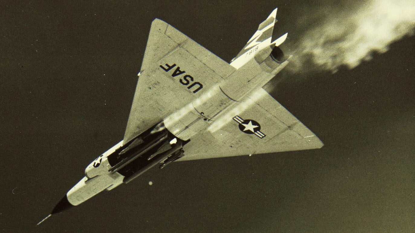 F-102 Delta Dagger's Weapons Bays Combined Rockets And Missiles In A ...