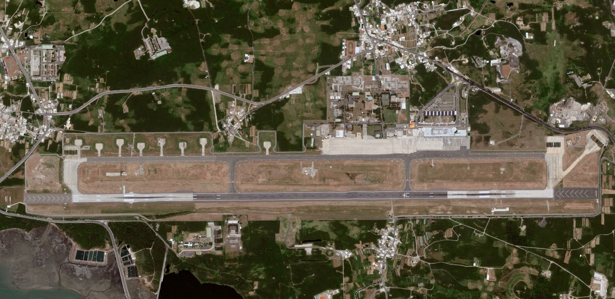 Taiwan Displays Air-Launched Cruise Missiles At Air Base In Heart Of ...