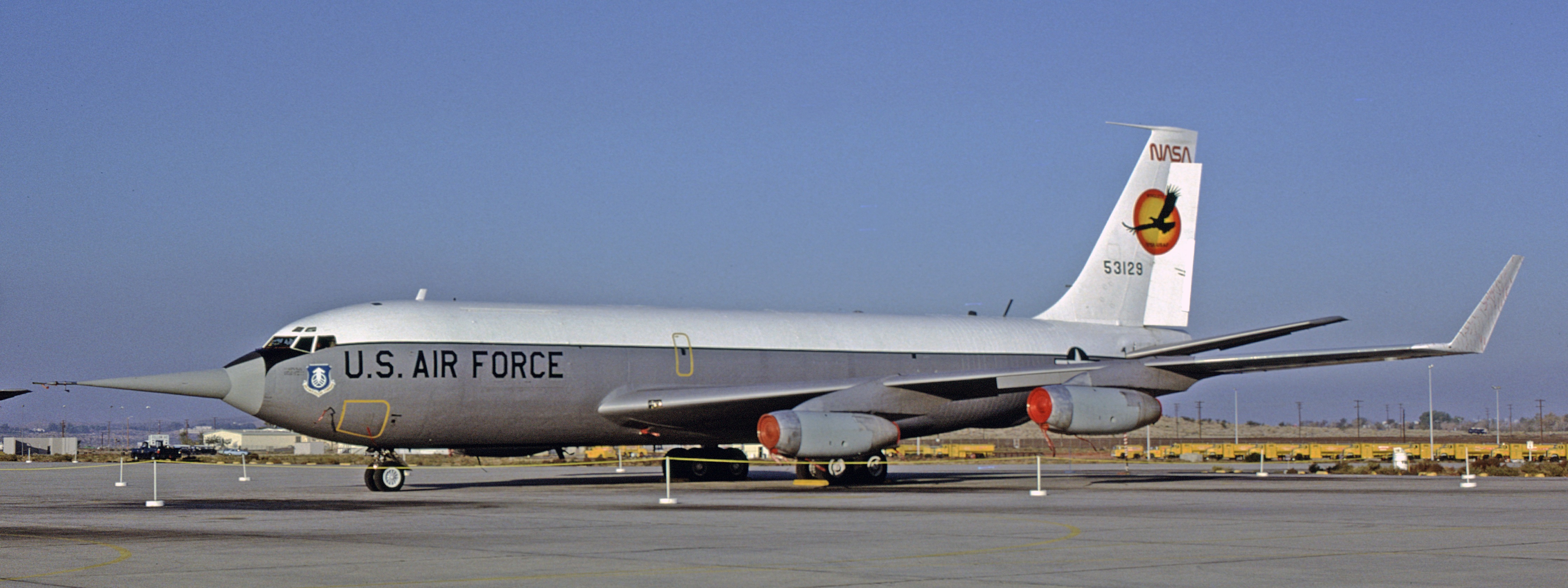 A Dozen Of The Most Unusual Variants Of The Ubiquitous KC-135 Family Of ...