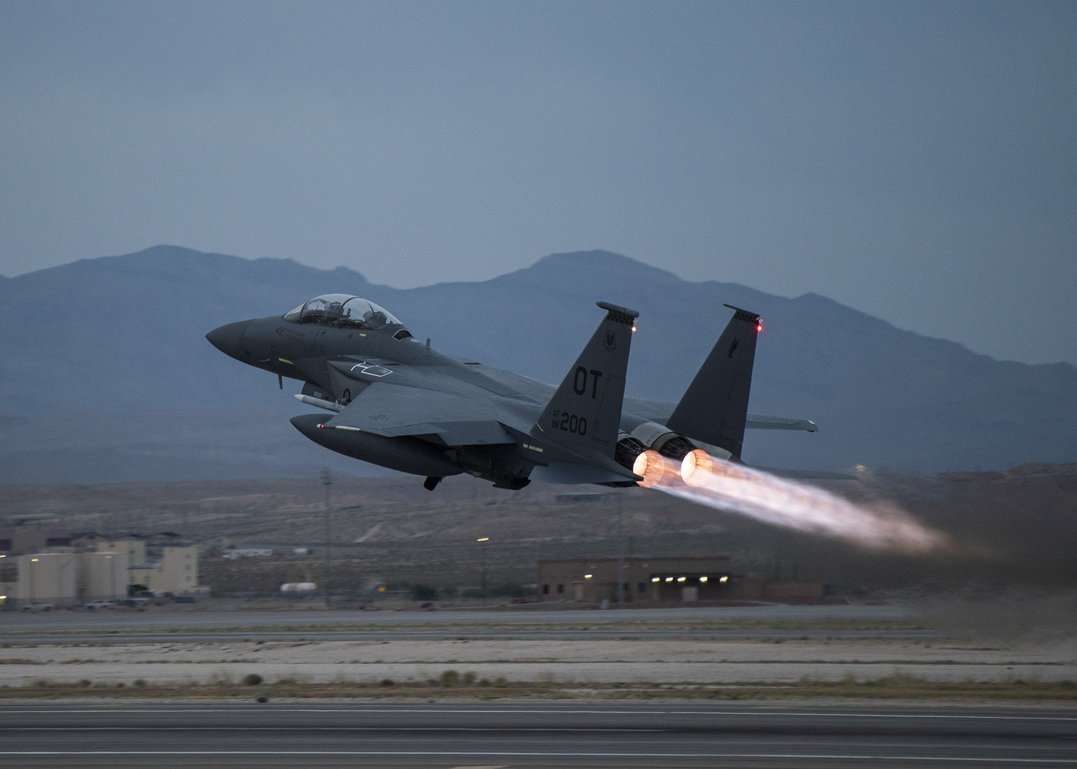 F-15E Strike Eagle’s New Electronic Warfare Suite Put To The Test In ...