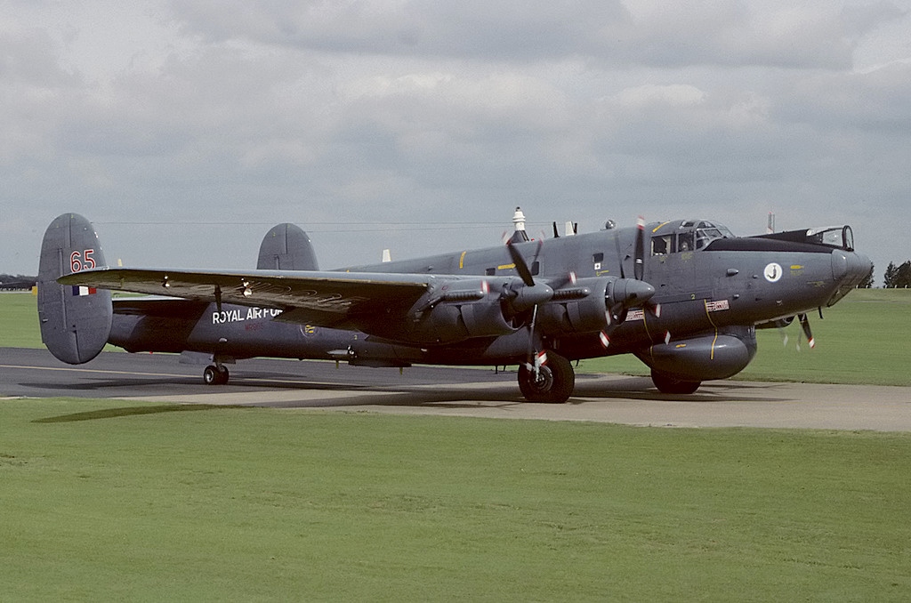 Britain’s Shackleton Radar Plane Was Born As An Already Antiquated Cold ...
