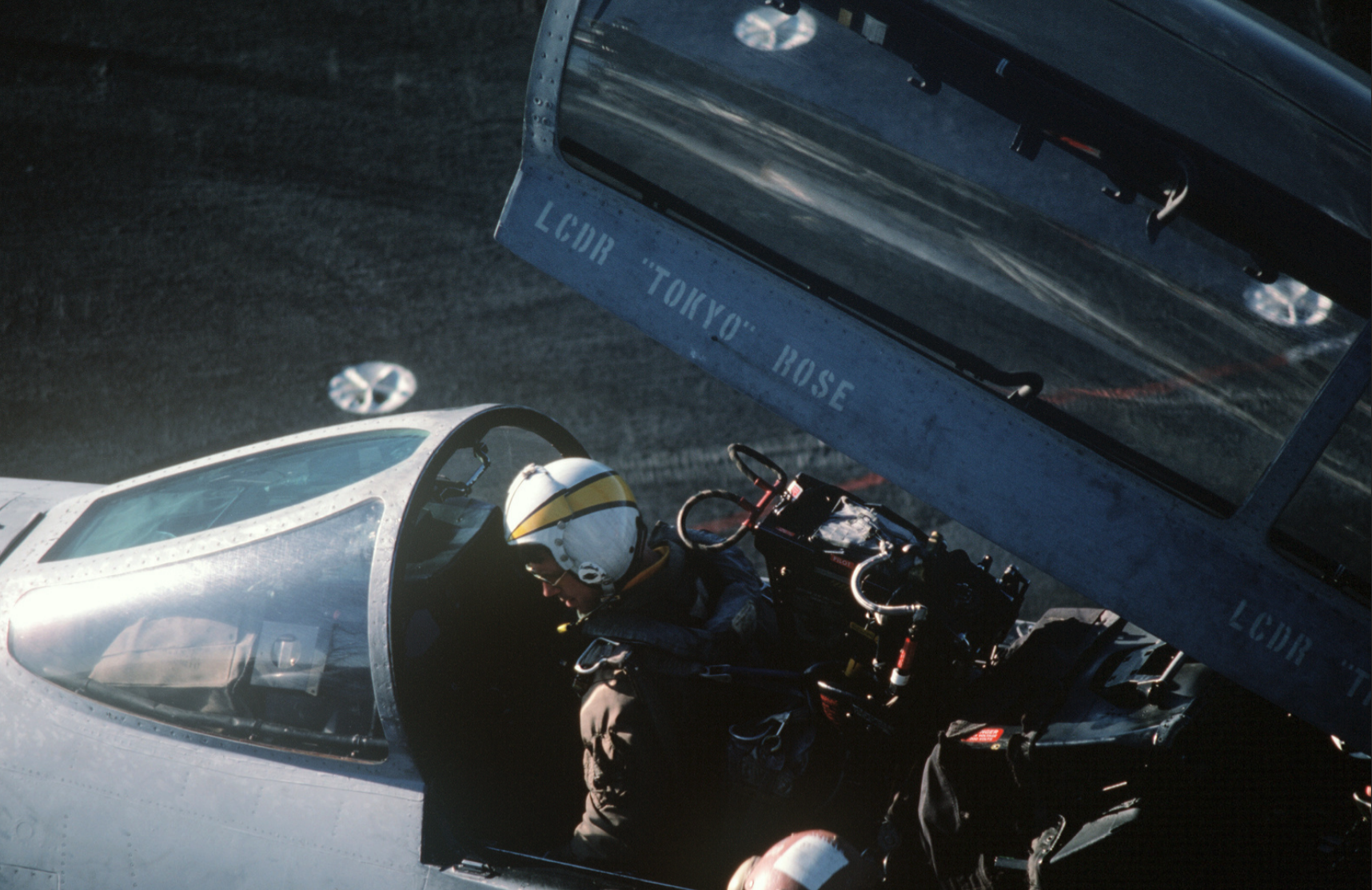 We Talk Tomcats With A Veteran Navy Test Pilot On The F-14's 50th Birthday