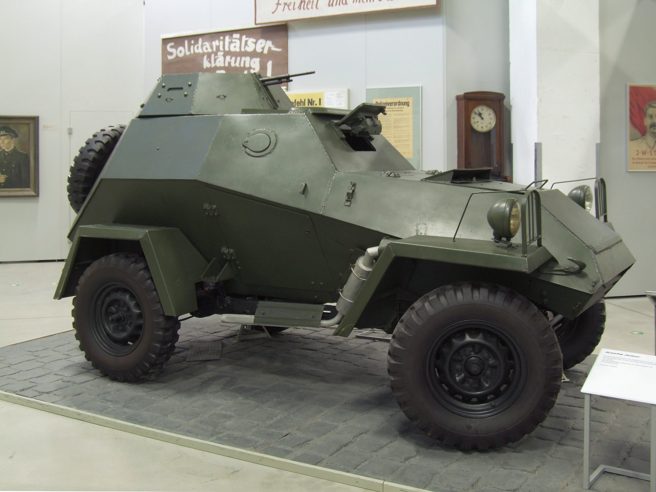 Russia's New Helicopter-Transportable Armored Buggy Looks Like A Plague ...