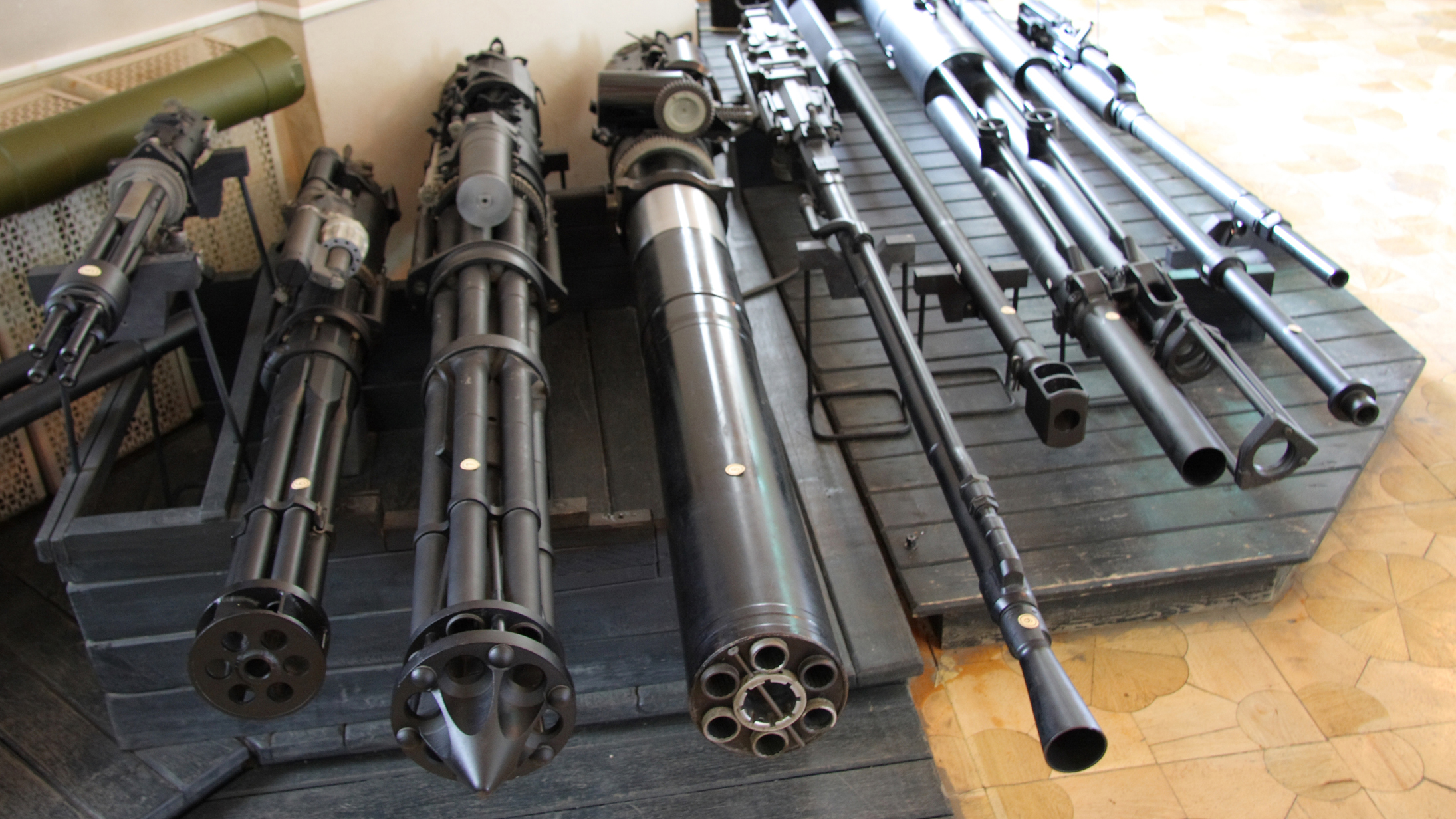 Articulated Gun Pods Allowed Soviet Aircraft To Fire Backwards ...