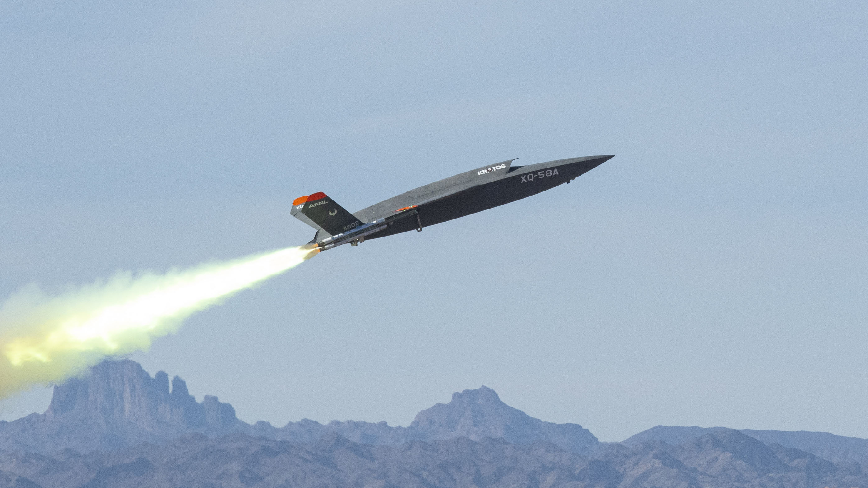 Stealthy Valkyrie Drone Uses Weapons Bay For First Time To Launch ...