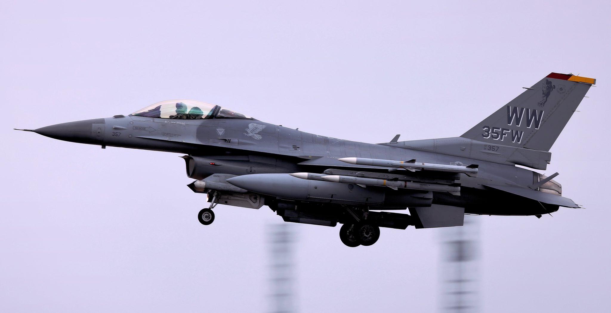 Here’s A Closer Look At The Heavily Armed F-16 Fighter Jets That ...