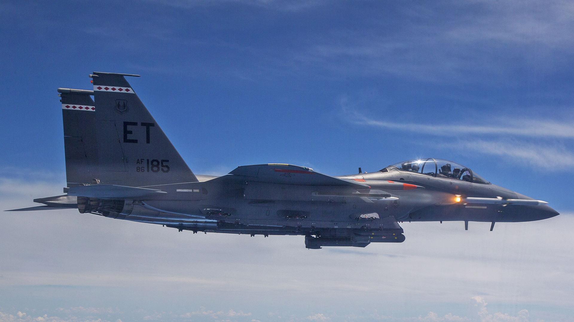 How The Air Force Fires Live Missiles To Make Sure Pilots And Weapons ...