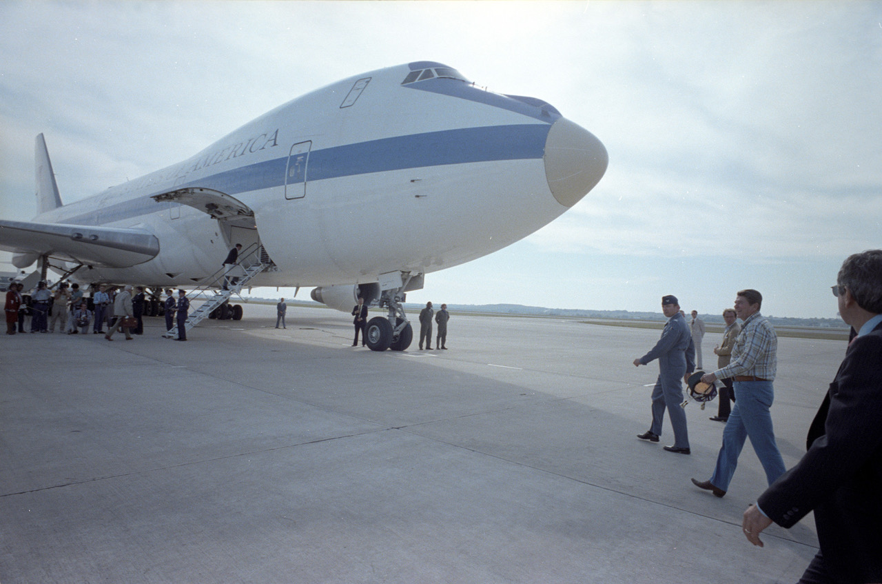 The History Of American Presidents Flying Aboard Doomsday Planes