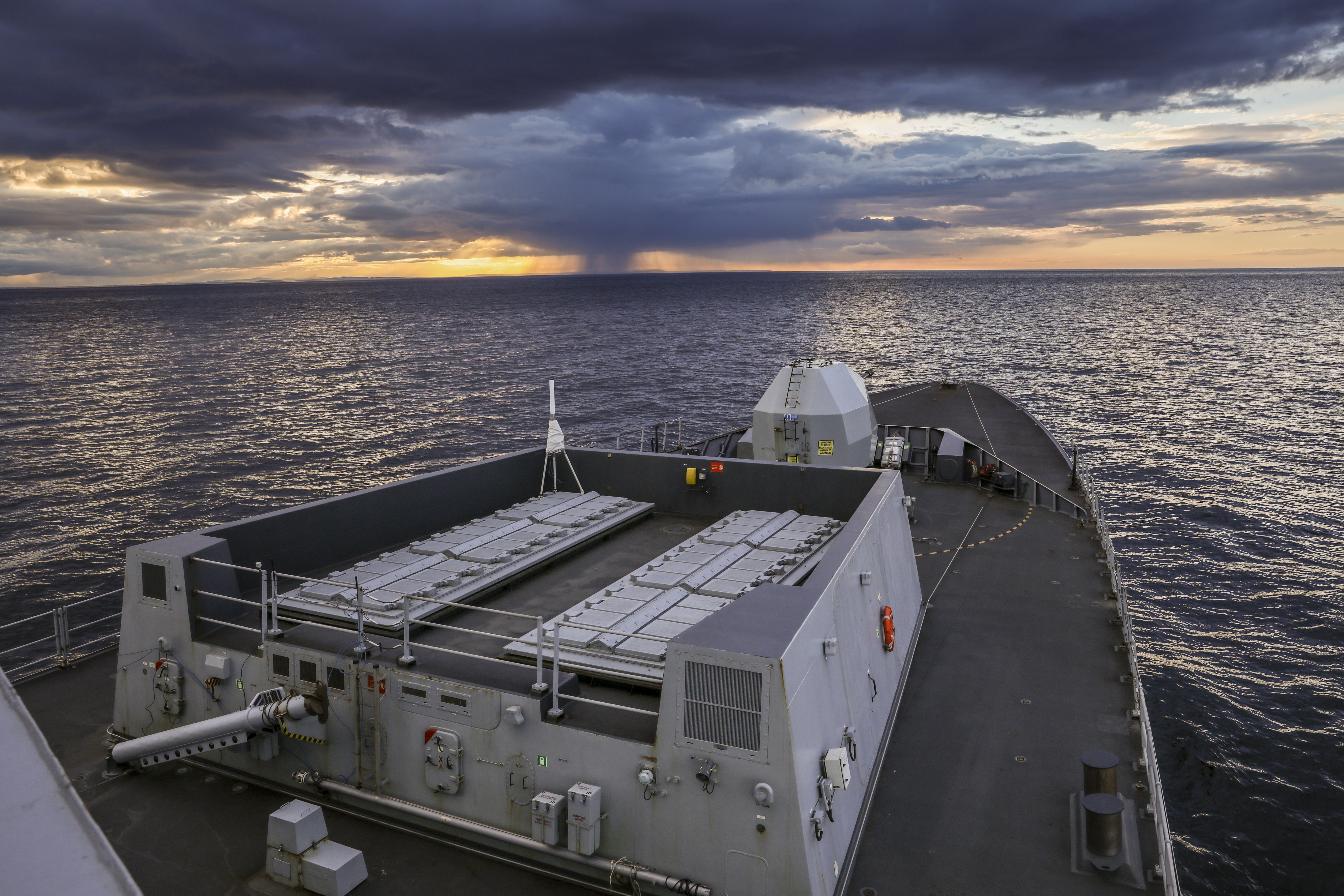 The Royal Navy Will Add 50 Percent More Surface-To-Air Missiles To Its ...