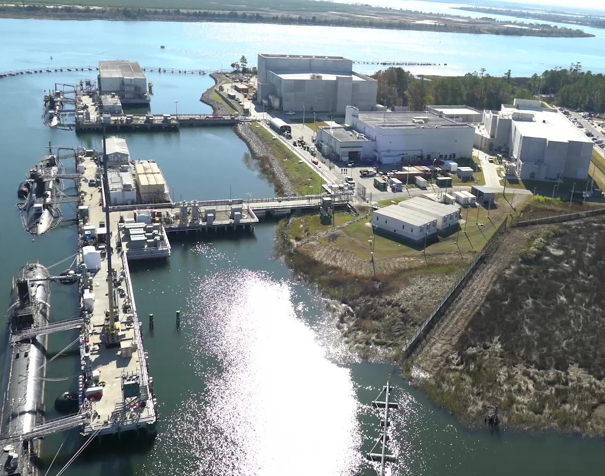 Check Out This Los Angeles Class Nuclear Submarine Transformed Into A ...