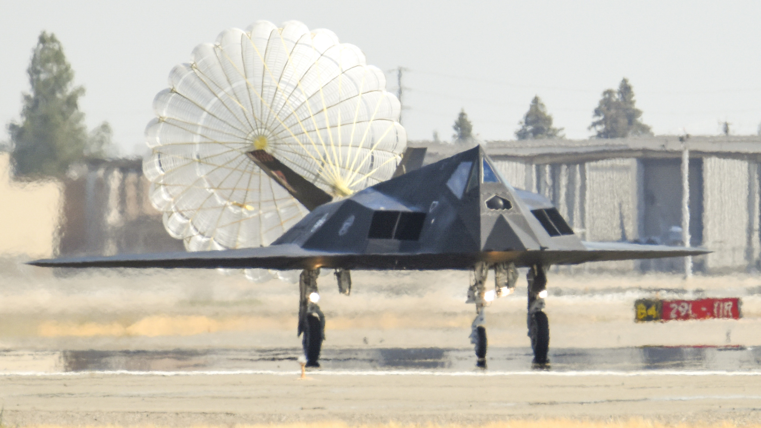 Behold F-117s On Their Historic Deployment To Fresno In These Stunning ...