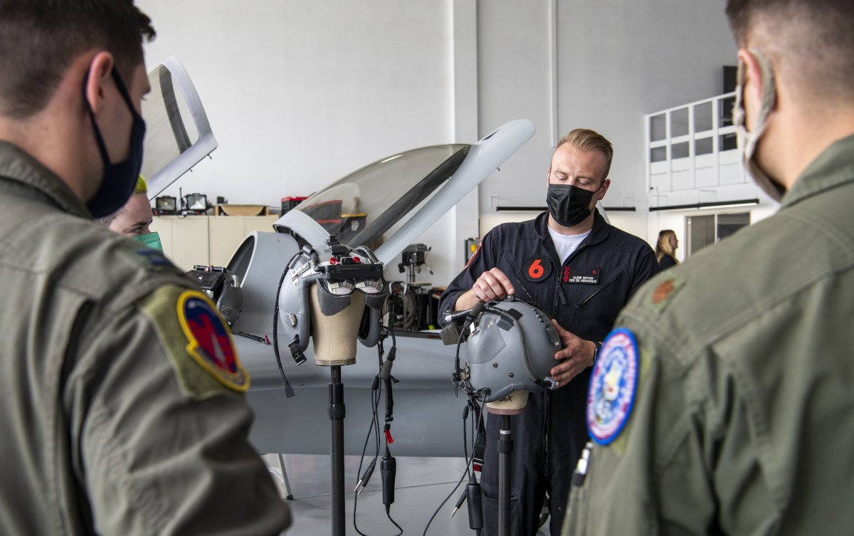 Augmented Reality Dogfight Training For Fighter Pilots Has Made A Major ...