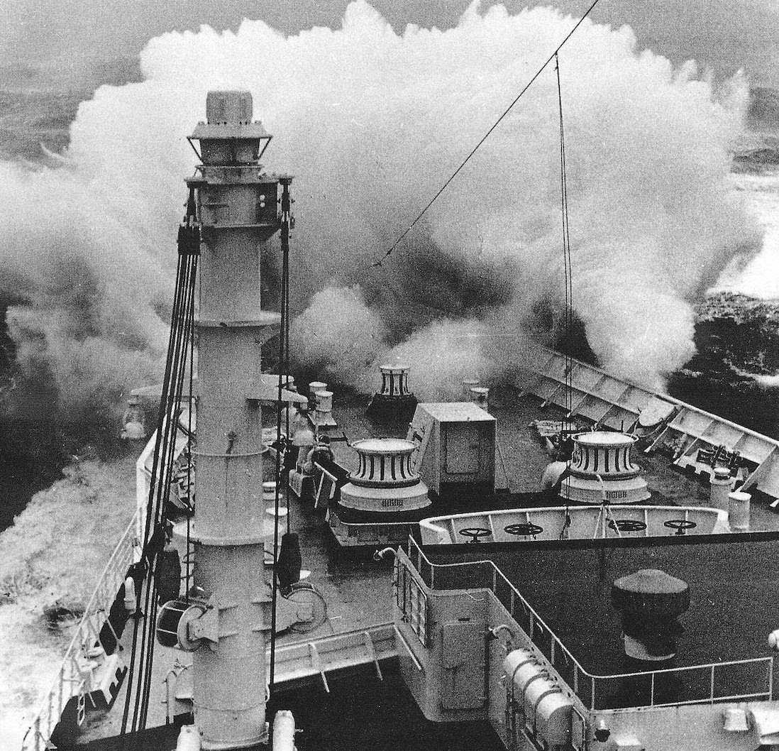 Life On The High Seas Aboard A Tin Can Destroyer During The Cold War