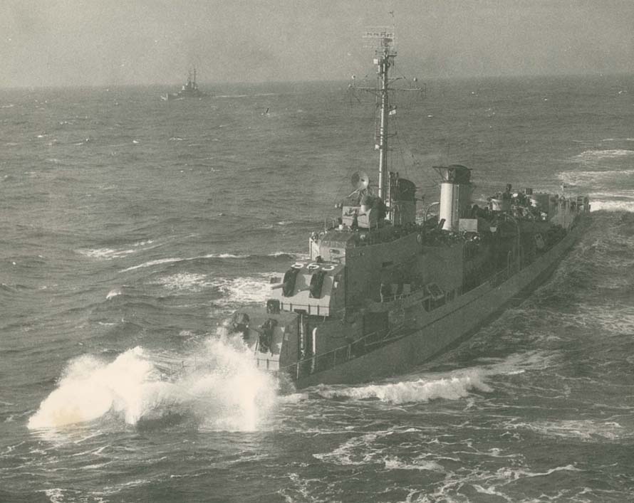 Life On The High Seas Aboard A Tin Can Destroyer During The Cold War